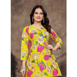 SHREE 3 - Catalog # 55812: Set of 4 Tops with Bottom